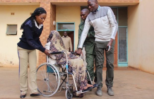 Keith Mukata’s ‘wife’ attracts attention at court – Zambia: News Diggers!