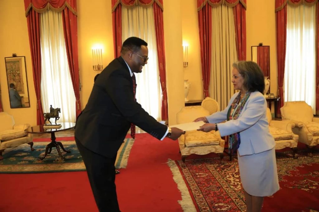 Mwamba wants AU to honour KK – Zambia: News Diggers!