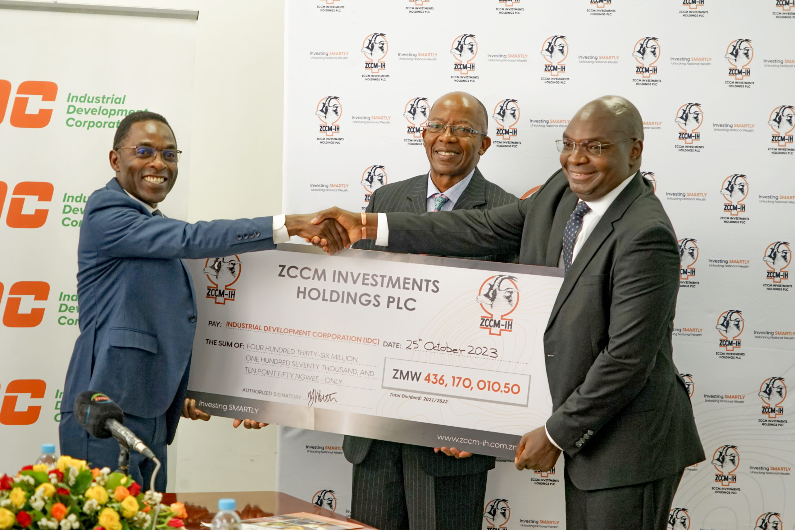 ZCCM-IH hands over K436m dividend cheque to IDC – Zambia: News Diggers!