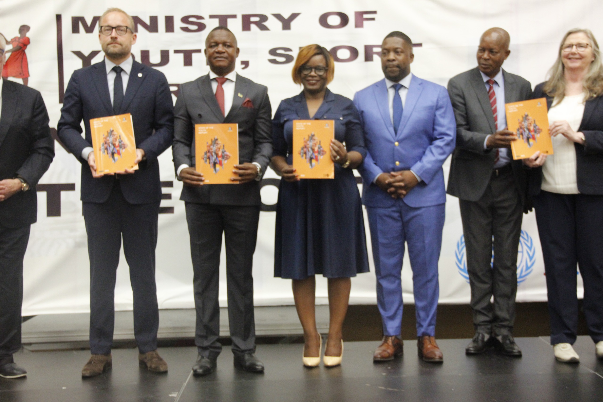 48.7% of Zambia’s youths are poor – youth report – Zambia: News Diggers!