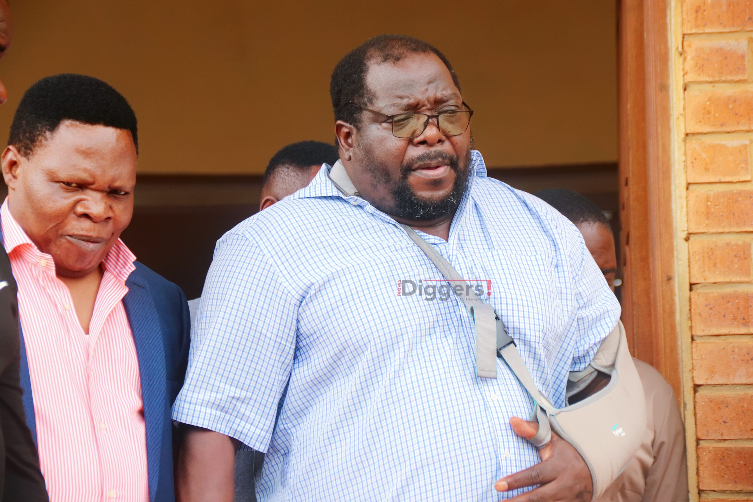 Immigration arrests Kambwili – Zambia: News Diggers!