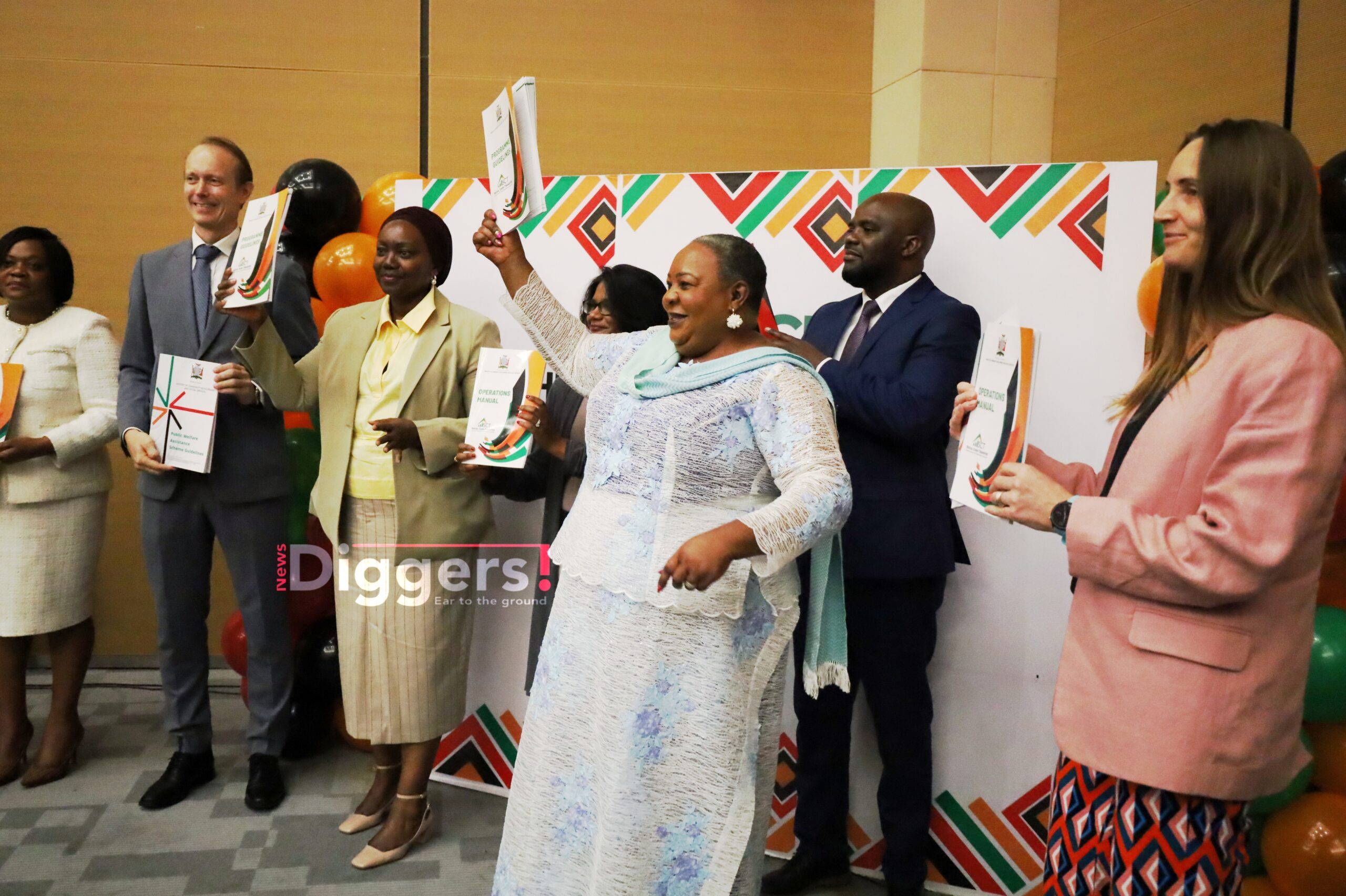 Govt launches revised Social Cash Transfer – Zambia: News Diggers!